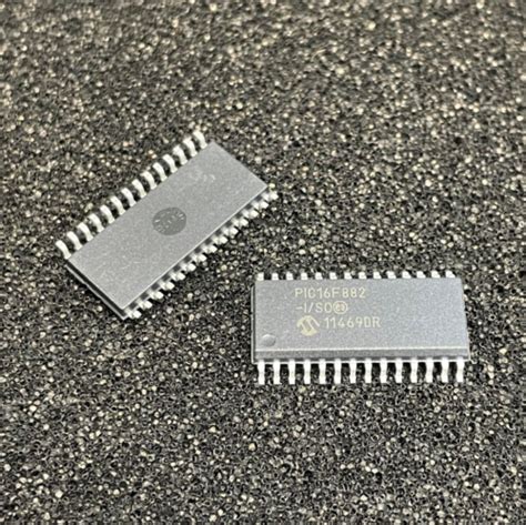 Pic16f882 Iso Microchip 8bit Pic Microcontroller 20mhz 2048 Words