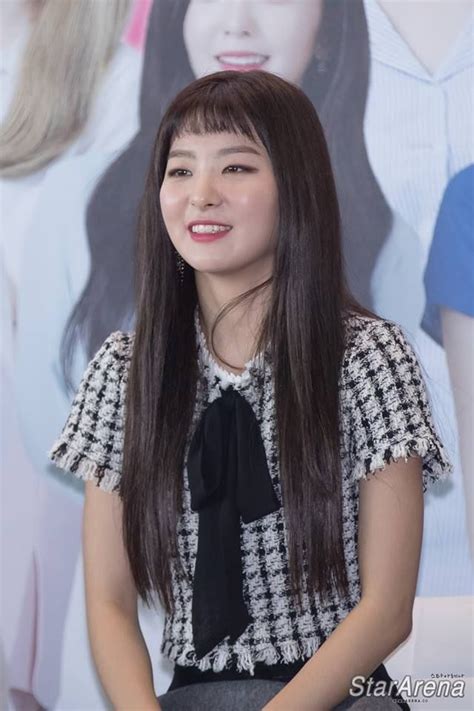 Seulgi Rv Red Velvet Bad Babe Bangs Candid Hairstyles With Bangs Short Hair With Bangs Short