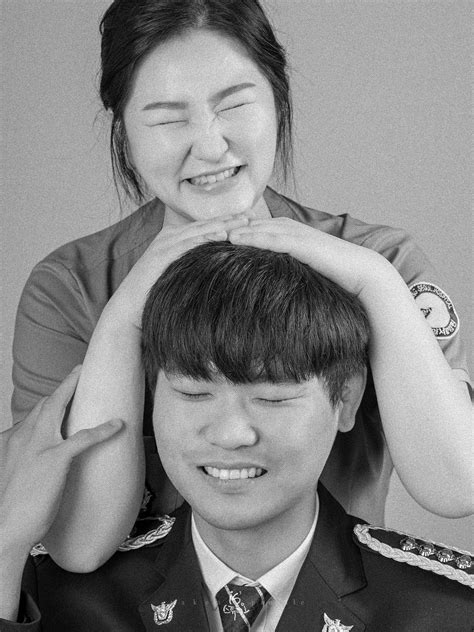 귀여운 두분의 커플촬영 프로필 이즈스튜디오