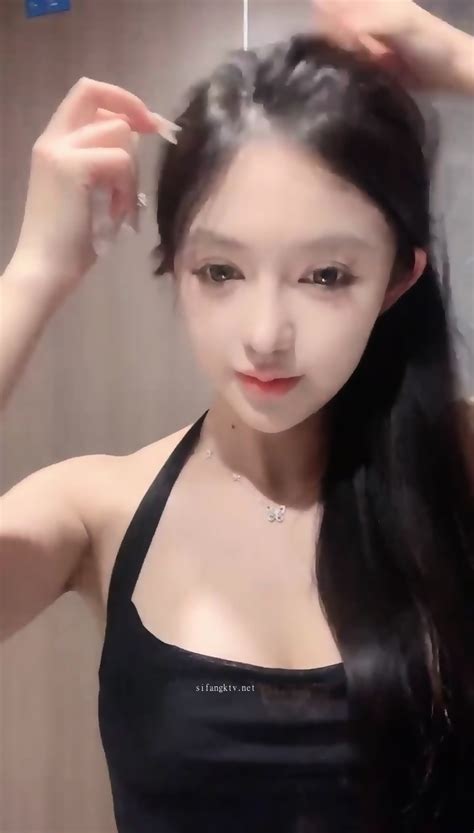 Chinese Model Girl Top