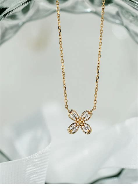 18k金钻石项链女 锁骨链四叶草轻奢吊坠 日系珠宝正品 气质时尚 淘宝网 花瓣网