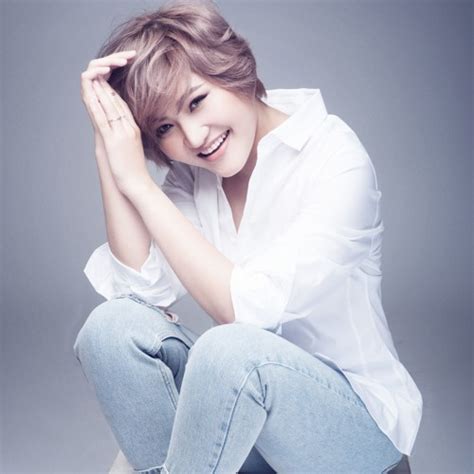 Stream Vicky Nhung Music Listen To Songs Albums Playlists For Free On SoundCloud