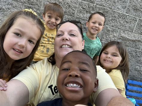 Stephanie Nardis Instagram Twitter And Facebook On Idcrawl