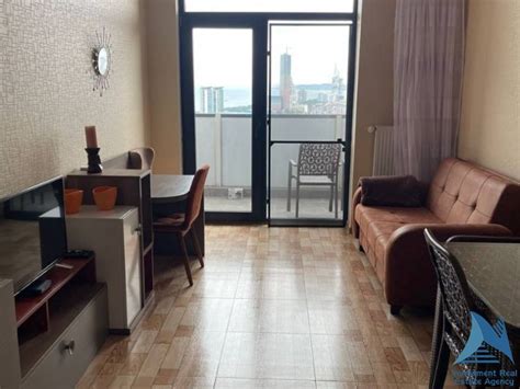 ბინა ფიროსმანის ქუჩაზე