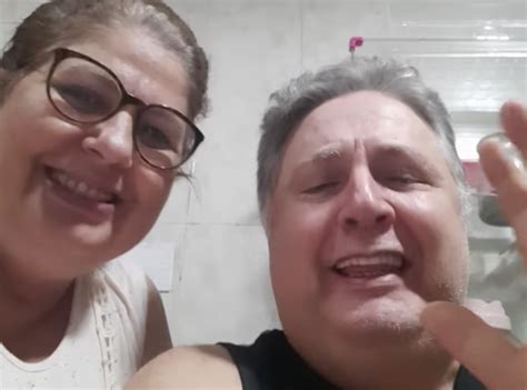 Ex Governadores Do Rio Garotinho E Rosinha Agora Vendem Chocotones No Natal Poder
