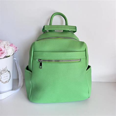 Зелена Дамска Чанта Раница Модел 38296