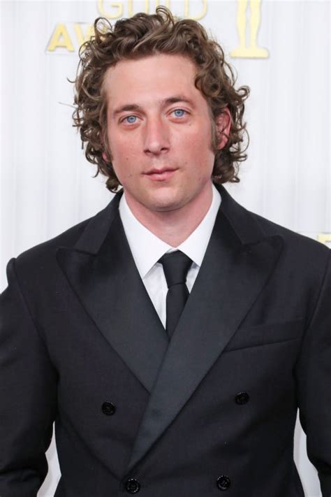 Jeremy Allen White News Us Weekly