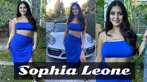 Sophia Leone Bio, Age, Height, Early Life, Career, Family, Hot Photos