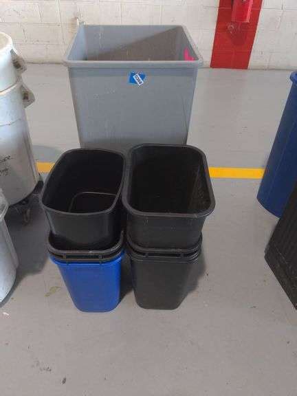 Assorted Trash Cans To Include Delaware Auction Center