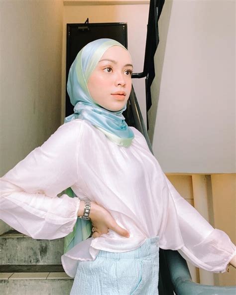 10 Hot Sexy Hana Tajima Bikini Pics