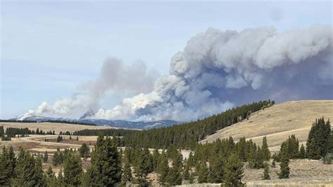 More Evacuations Ordered As Huge Wildfire Threatens Northern Wyoming