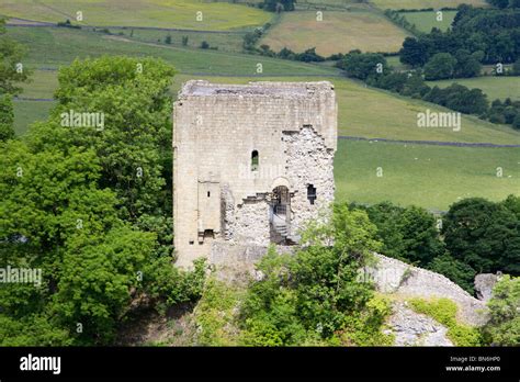 Peveril Castle In Castleton Derbyshire Peak District National Park