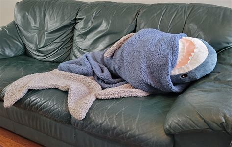 a shark blanket for sharks : r/BLAHAJ