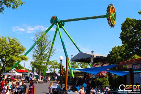 The Riddler Revenge Thrill Ride Six Flags Over Texas