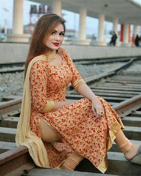 Pin On Tighttt Leggy Pjamii Wali