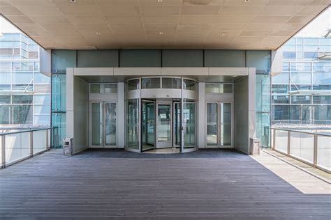 Healthcare Visitor Management And Weapons Detection