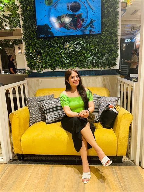 Nisha Dulhani Medium