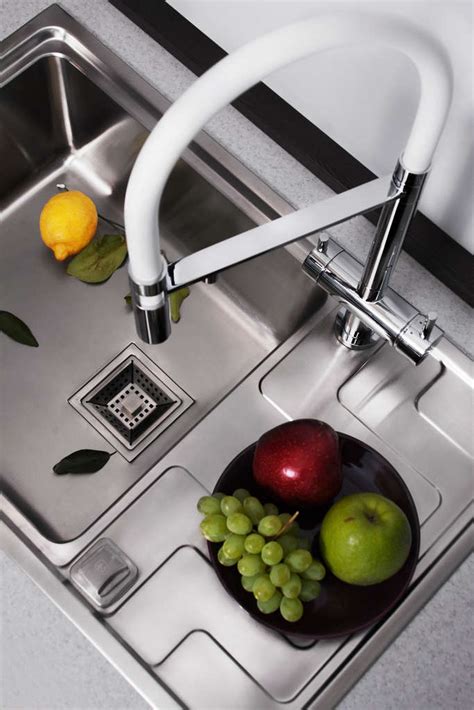 Смеситель Omoikiri KANTO BN-WH, нержавеющая сталь купить в Москве ...