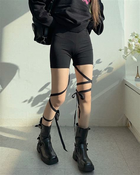 발레코어💖 리본 스트랩 바이커 팬츠 리본 탈부착 가능 매듭 5부 레깅스 발레 코어 속바지 에이블리