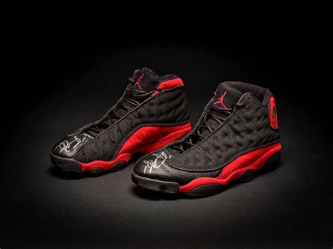 마이클조던 Nba 결승전 착용 농구화 최고가 낙찰