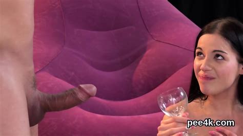 Gorgeous Peach Gets Her Narrow Snatch Full Of Warm Urine And Splashes Eporner