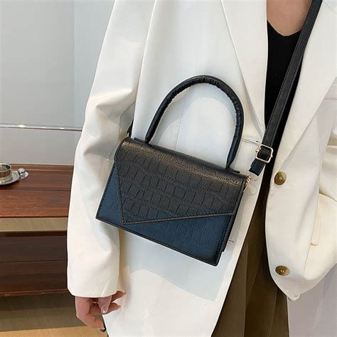 Badu Bg Нов дизайн модна чанта през рамо плътна изкуствена кожа чанти през тялото за жени