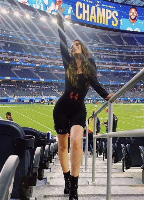 Claire Kittle Fellow 49ers Wags Celebrate Playoff Berth