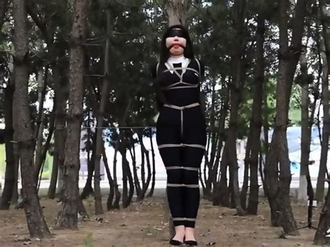 Asian Damsel Tied To A Tree Eporner