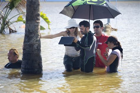 Naomi Watts Steandric Blog Article Behind The Scenes On The Impossible