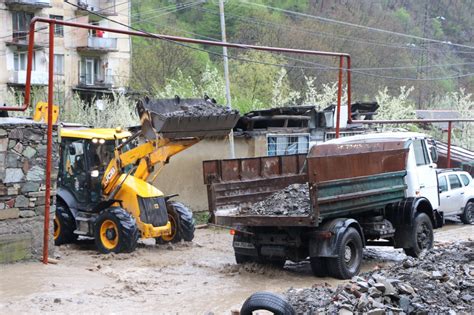 დუშეთის მუნიციპალიტეტში უხვი ნალექისგან მიყენებული ზიანის აღდგენითი სამუშაოები მიმდინარეობს
