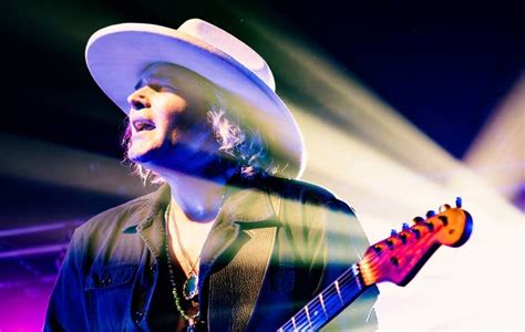 Philip Sayce The Glasshouse