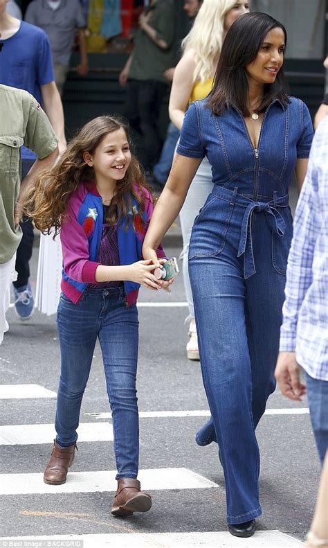 Padma Lakshmi Entertains Babe Krishna On Set During Summer Break Daily Mail Online