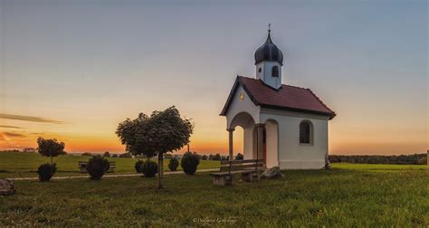 Eine kleine Kapelle am Wegesrand Foto & Bild | architektur ...