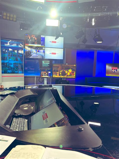 Gilly Flaherty On Twitter Enjoyed Tonight On Skysportsnews Reporting On The Chelsea V Lyon