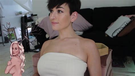 Auroraxoxo Big Sister Handjob