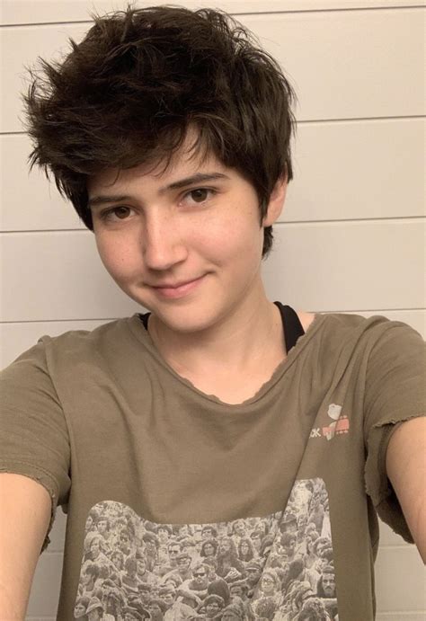 10 Awesome Ftm Haircuts Round Face Artofit