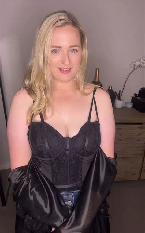 Bloodbath As Adult Stars Pet Python Betty Bites Partners Todger After