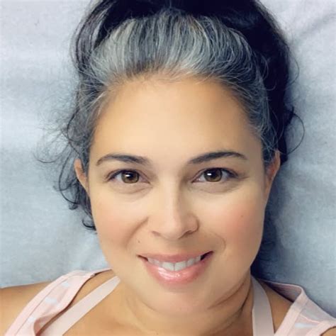 Ellie J Ellie In Kansas Threads Say More