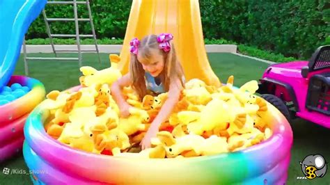 روما و دیانا ماشین بازی کودکانه و پیداکردن اولیور کوچولو فیلو