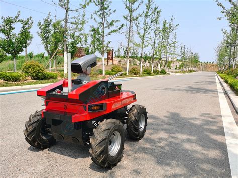 Autonomous Outdoor Security Patrol Robot From China Manufacturer Guoxing