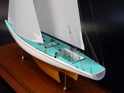 Intrepid 1967 Seacraftclassics
