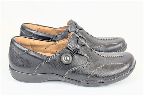 Black Clarks Unloop Womens 8n Leather Slip On Loafers Round Toe