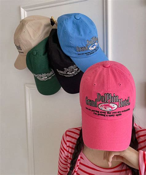 로우슬로우 5color 하이틴 돌핀 야구 볼캡 키치 Y2k 남여공용 커플 국내제작 빈티지 레터링 대두 챙긴모자 위시버킷
