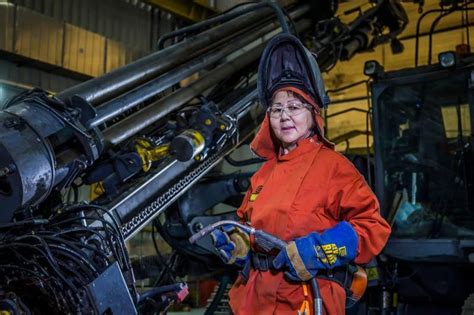 Oyu Tolgoi Llc Оюу толгой ХХК On Linkedin Ган оёдолчин Намайг Наранцэцэг гэдэг Наймдугаар