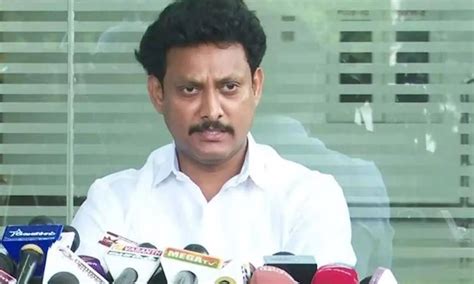 நடிகரும் தேமுதிக தலைவருமான விஜயகாந்த் மறைவுக்கு அமைச்சர் அன்பில் மகேஷ் பொய்யாமொழி இரங்கல்