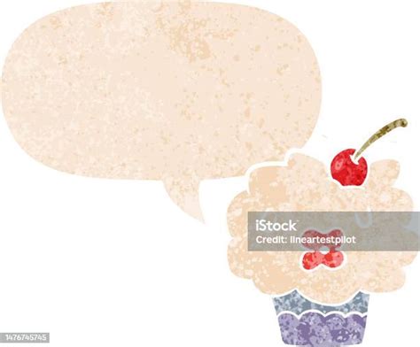 그런 지 고민 복고풍 질감 스타일의 연설 거품이 있는 만화 컵케이크 건강에 좋지 않은 음식에 대한 스톡 벡터 아트 및 기타 이미지 건강에 좋지 않은 음식 건강하지 못한