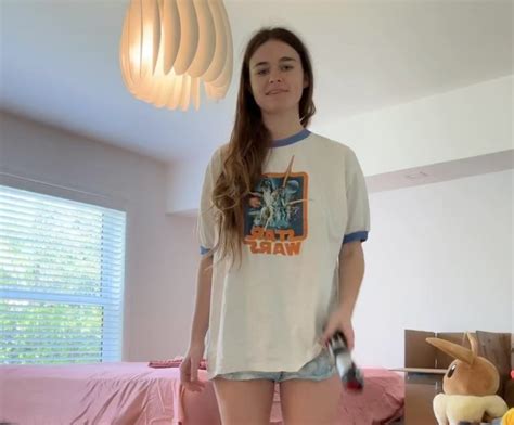 Who Is Megnutt02 Discover Her Age Bio And More The Biography World
