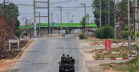 미얀마군 결혼식장에 폭탄 투하…신랑 등 최소 27명 사망