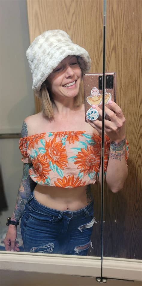 This is my vacation look : r/SendMeCompliments