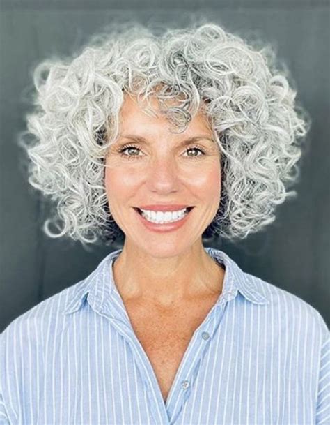 Cool Short Hairstyles Haircuts For Curly Hair Curly Hair Cuts Curly Hair Styles Grey Curly